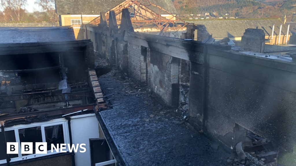 Peebles High School fire: Face-to-face teaching plans take shape - BBC News