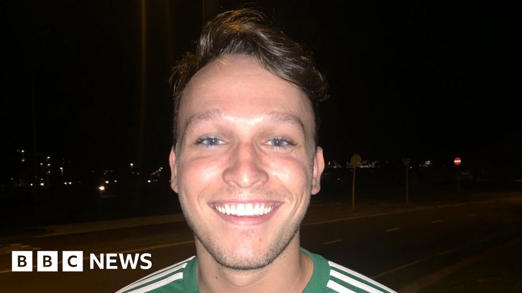 I'm supporting my sister at Euro 2017 this weekend - BBC News