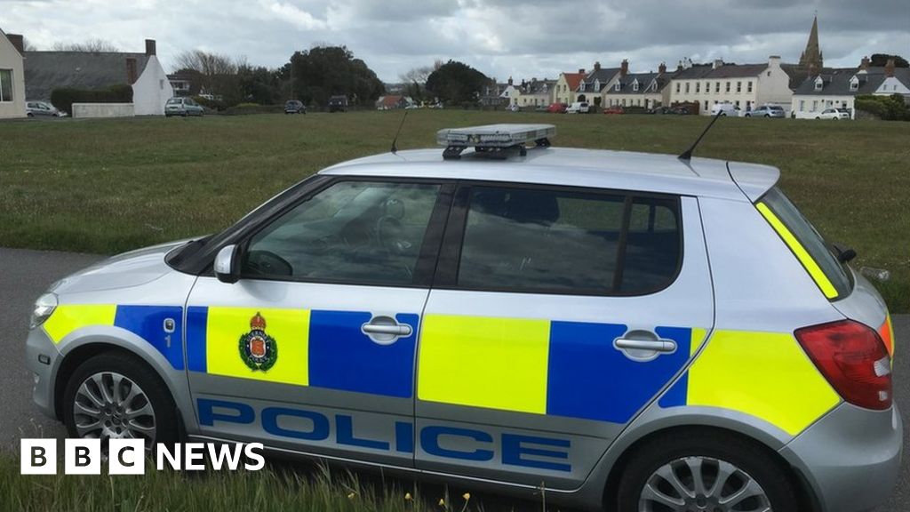 Assaults on Guernsey police officers rise by three-quarters