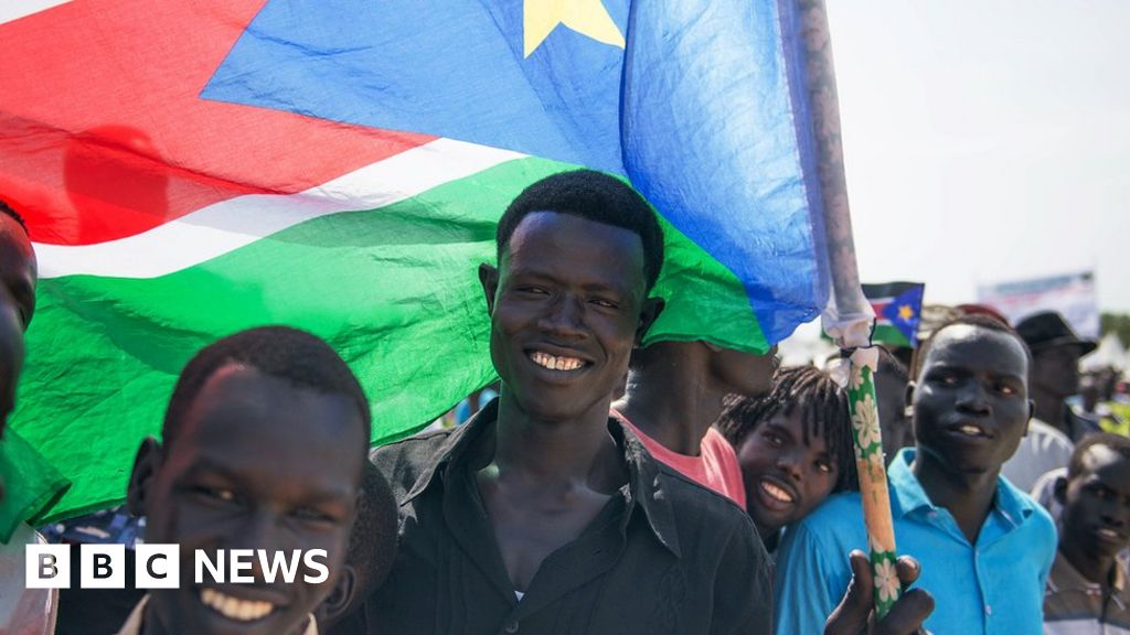 African governments show improvements but progress 'stalls' - BBC News