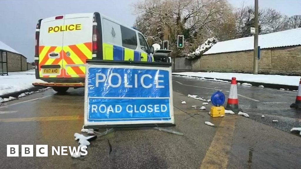 Three women dead in car and lorry crash on A15 in Baston - BBC News