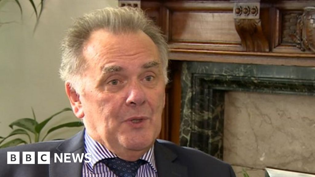 Sir Albert Bore reflects on leadership - BBC News