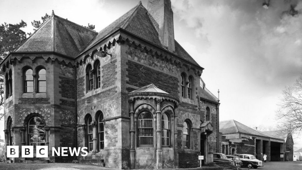 BBC Wales Llandaff: Vaughan Roderick's memories of Broadcasting House ...