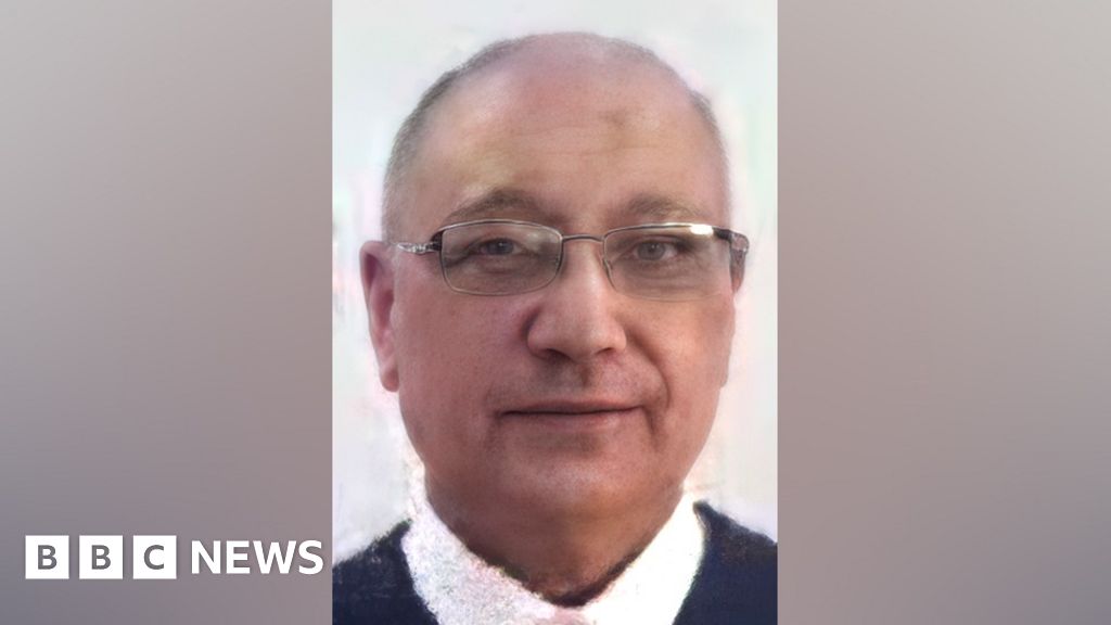 Ballymena: Man jailed for 20 years for murder of Inayat Shah - BBC News