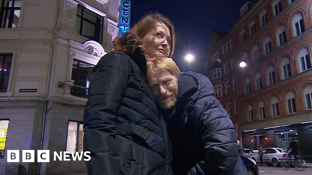 Inside Copenhagen's 'fix rooms' - BBC News