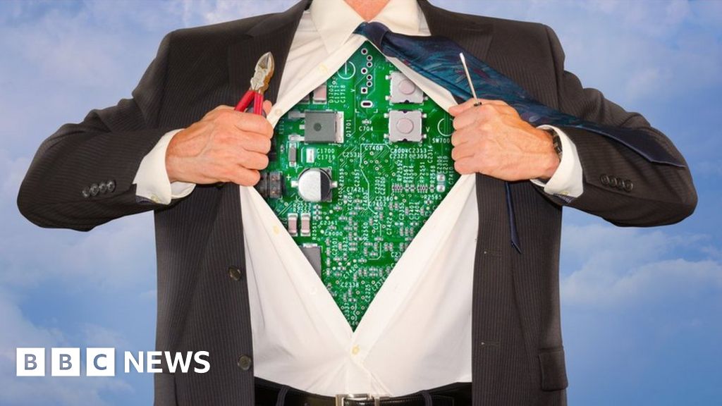 Should you let a 'robot' manage your retirement savings? - BBC News