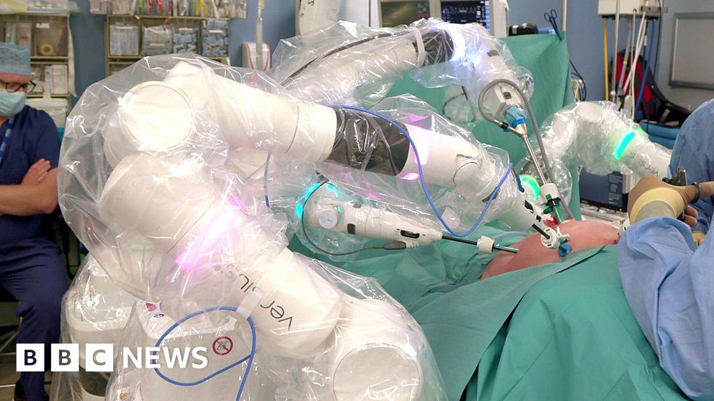 Mobile robo-surgeons could widen access to keyhole surgery