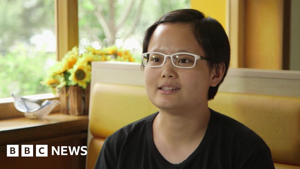 Exam results for nine million Chinese - BBC News