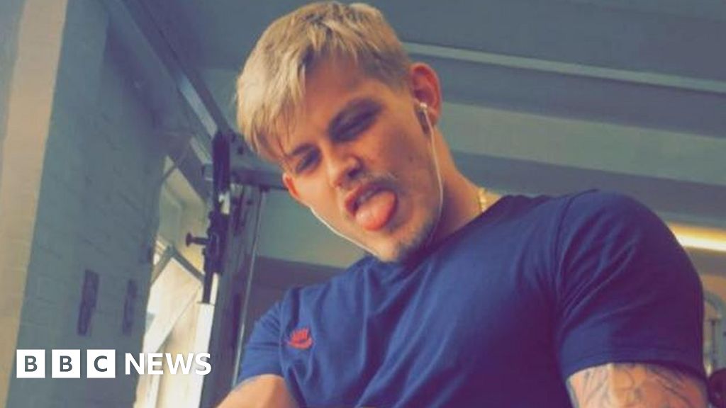 Steven Butcher: 'Love rival' killer jailed - BBC News