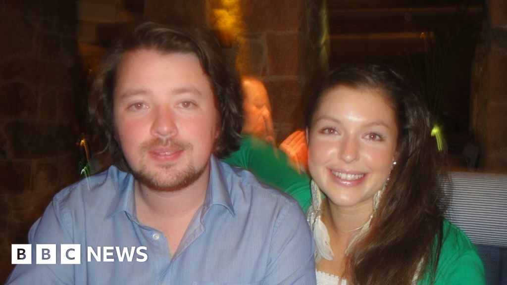 Family of stabbed backpacker Sarah Groves 'desperate' to get murder ...