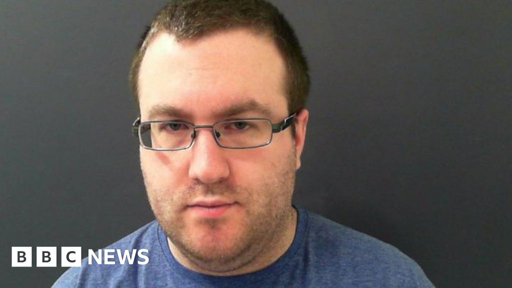 'Puppet master' teacher jailed for inciting child abuse - BBC News