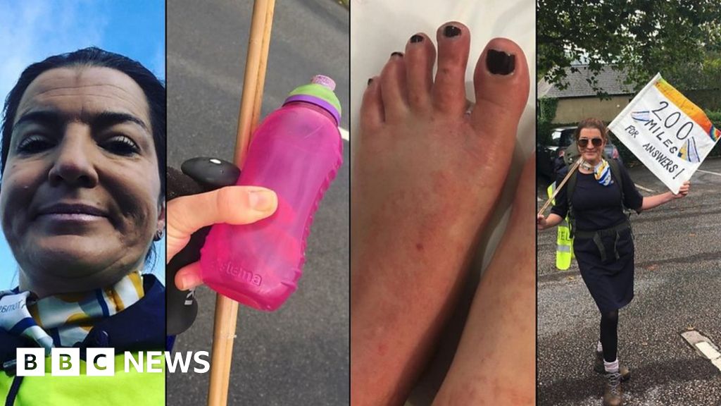 Thomas Cook: Rachel Murrell walks 200 miles to quiz bosses - BBC News