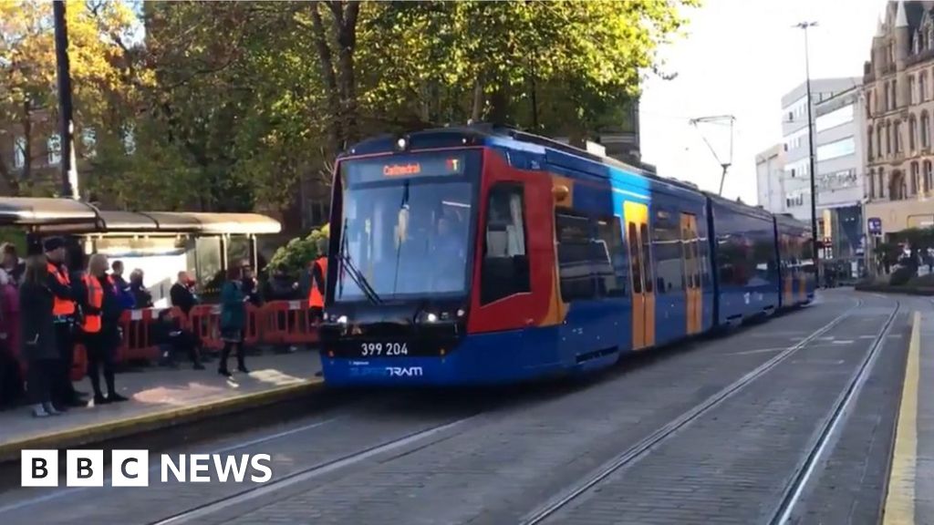Sheffield-Rotherham tram-train scheme begins running - BBC News