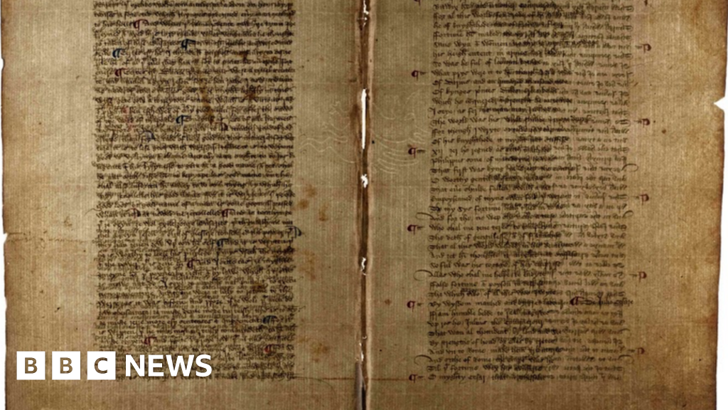 Cambridge University maps paper use in medieval England - BBC News