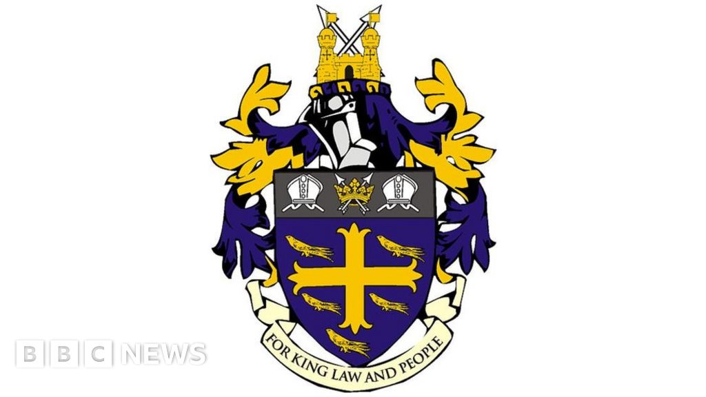 West Suffolk Council: 'Historic' coat of arms reinstated - BBC News