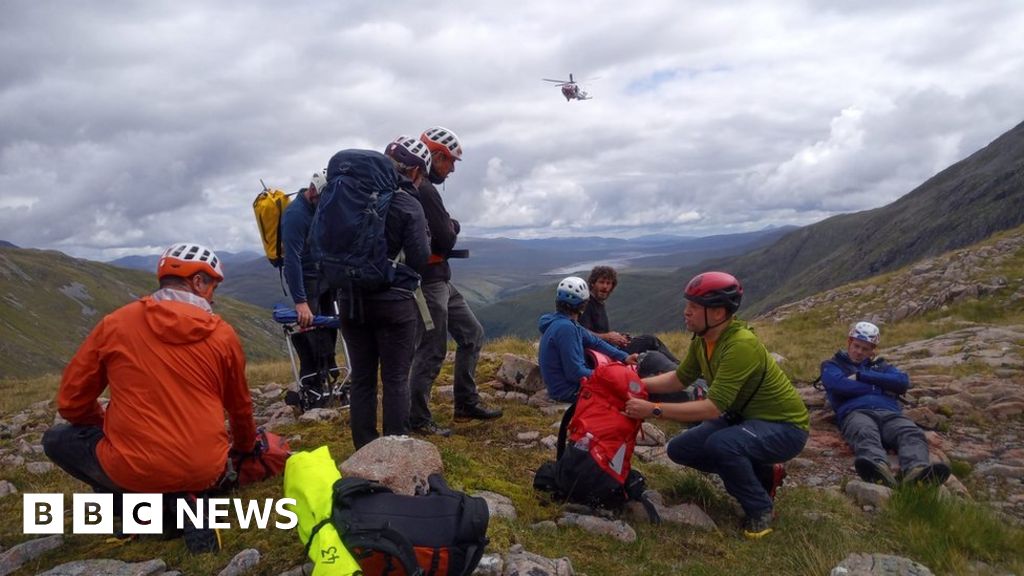 Glen Coe bodies recovery was challenging - rescuers - BBC News