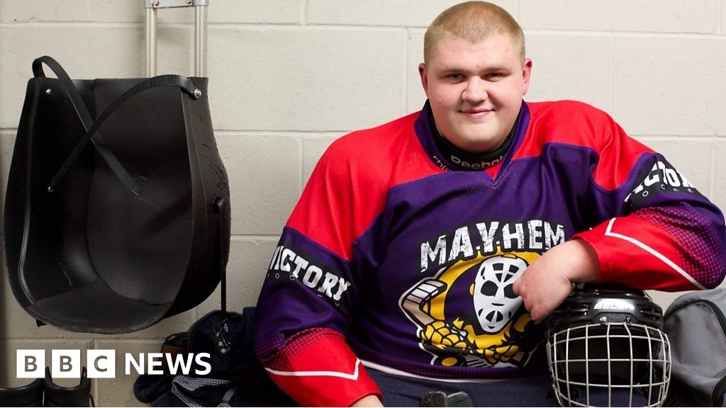 Sledge hockey: 'I love the adrenalin, the violence'