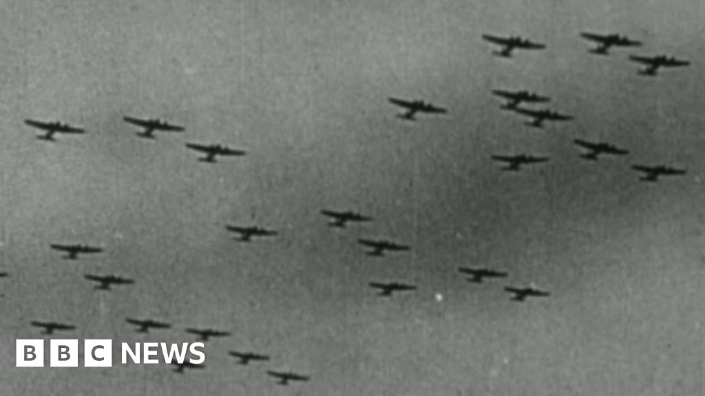 Remembering Cardiff's worst World War Two Blitz 75 years on - BBC News