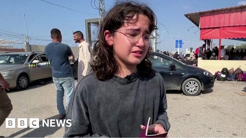 'I just find bombs, dead people... it's really scary' - British ...