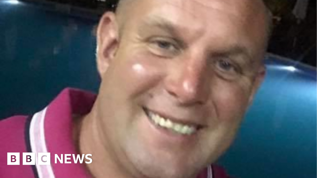 Christopher Pearson death: Hot tub row knife killer jailed