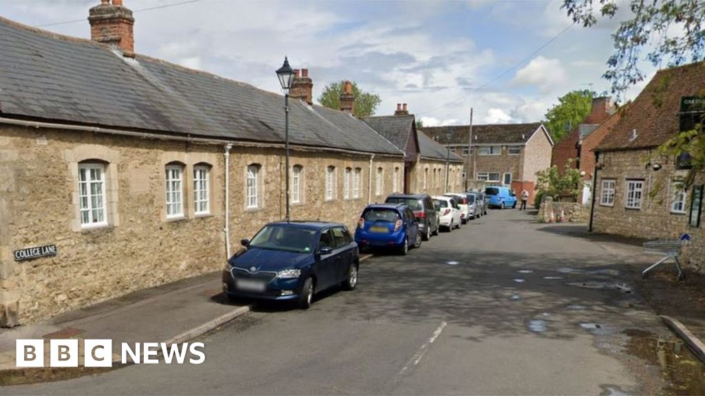 Oxford stabbings: Man arrested for attempted murder