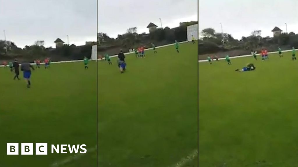 Barry referee rugby tackled by bystander during match - BBC News