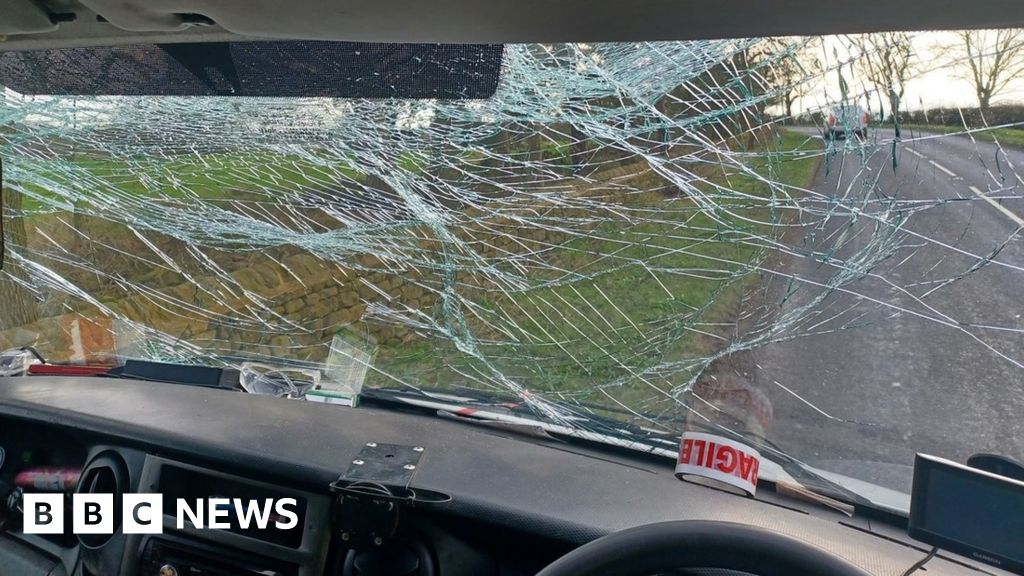 Harrogate police pull over driver with 'more cracks than glass' screen