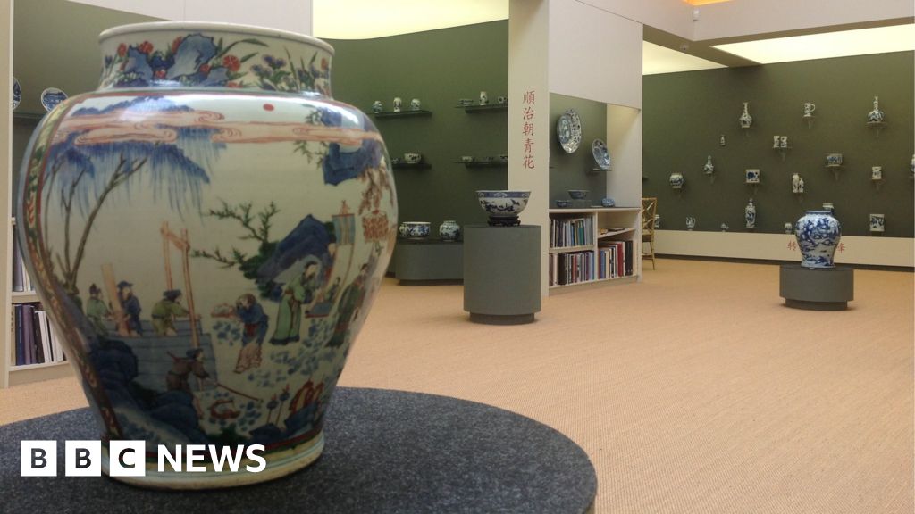 Butler Chinese porcelain collection to be divided - BBC News
