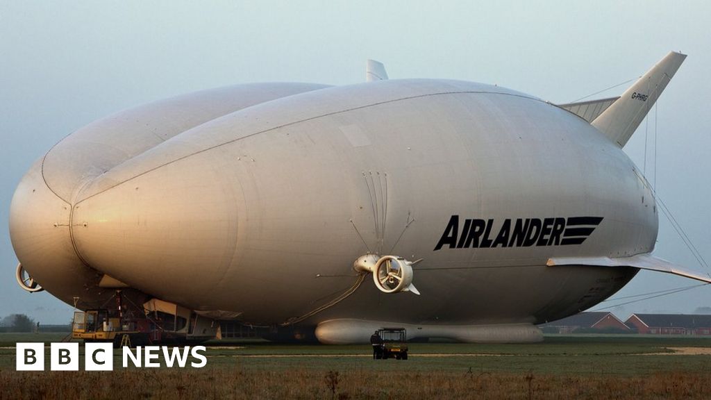 Airlander 10 poised to resume test flights after crash - BBC News