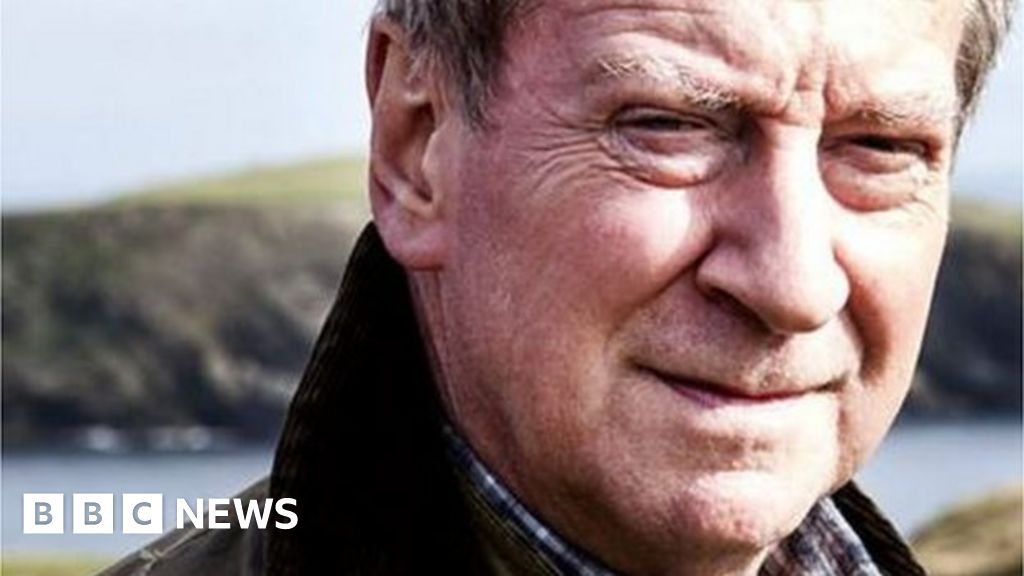 Bill Paterson to receive special Bafta Scotland award - BBC News