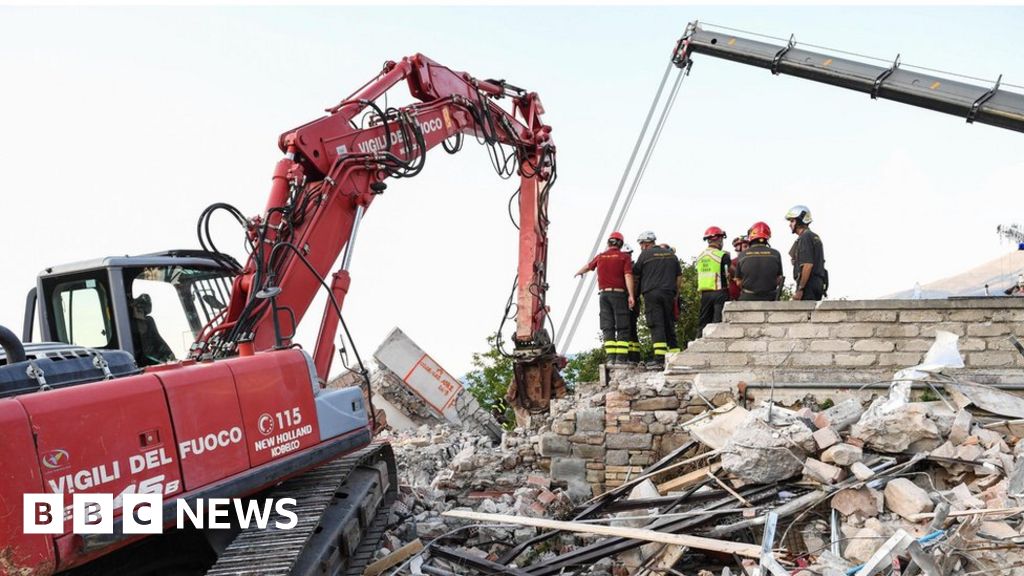 Italy earthquake toll rises to 297 after two die of injuries - BBC News
