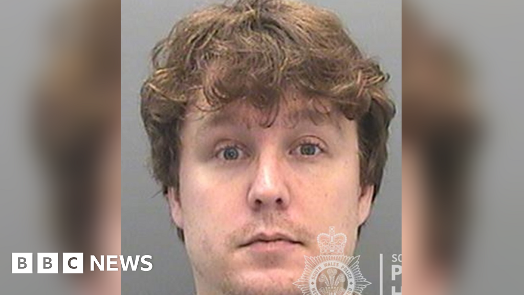 Port Talbot man 'obsessed' with explosives jailed - BBC News