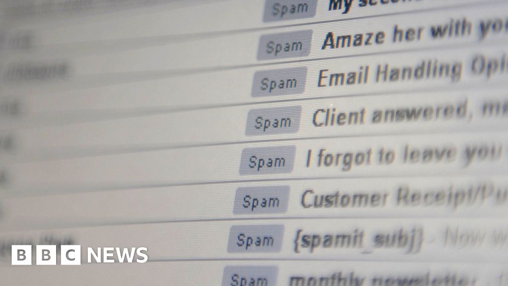 US judge dismisses email invention claim - BBC News