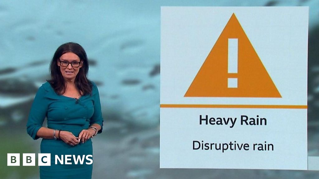 Amber weather warning for heavy rain in parts of Scotland - BBC News