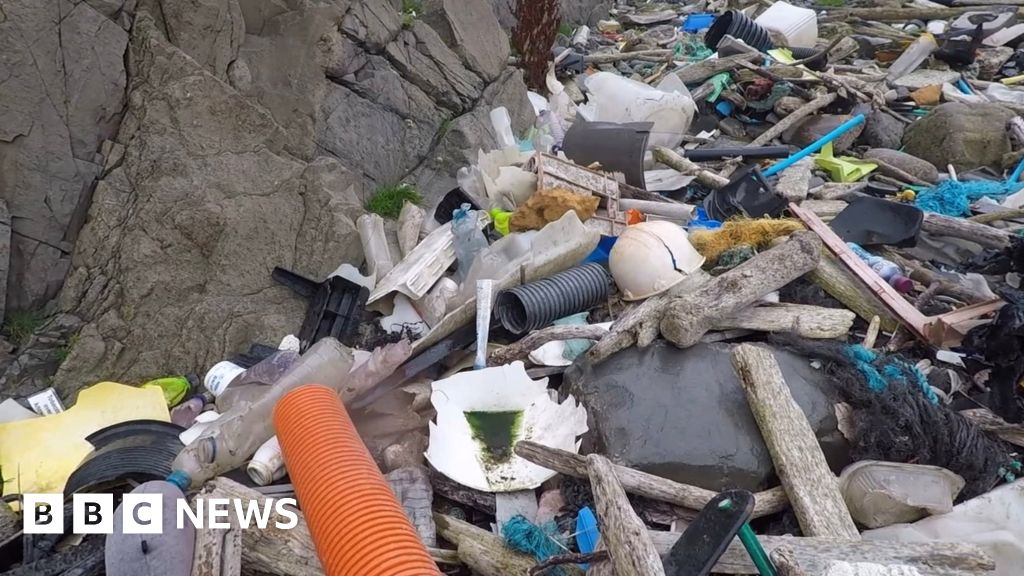 Map reveals 'scourge' of Scotland's coastal litter problem - BBC News
