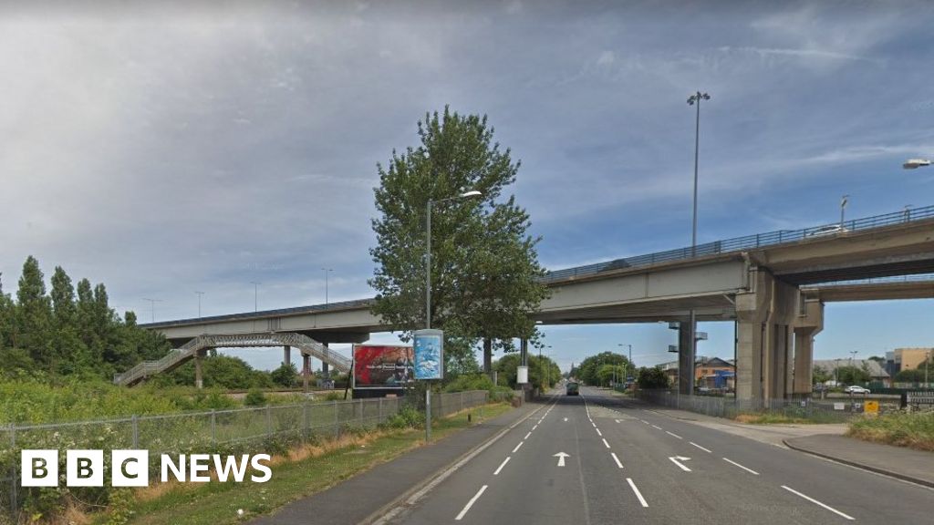 Plans revealed to reduce A19 Tees Viaduct crossing pressure - BBC News