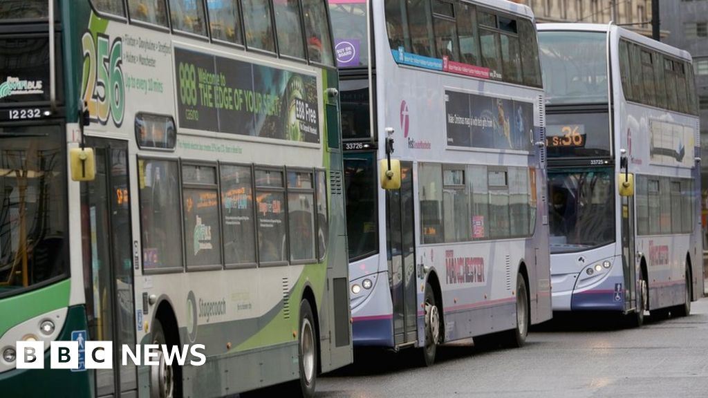 Stagecoach bus strikes suspended after improved pay offer - BBC News