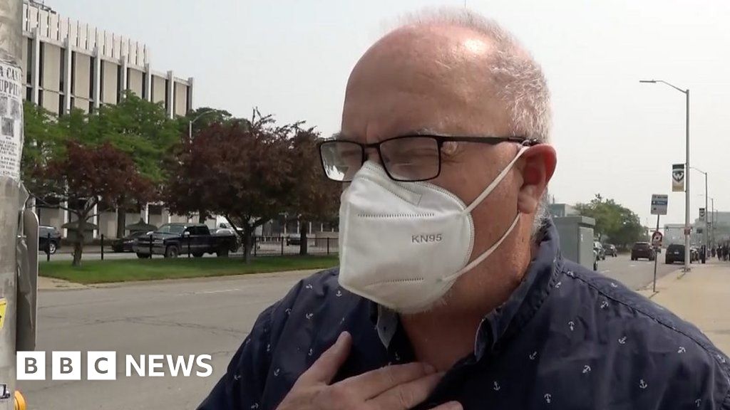 Americans struggle under smoke-filled air