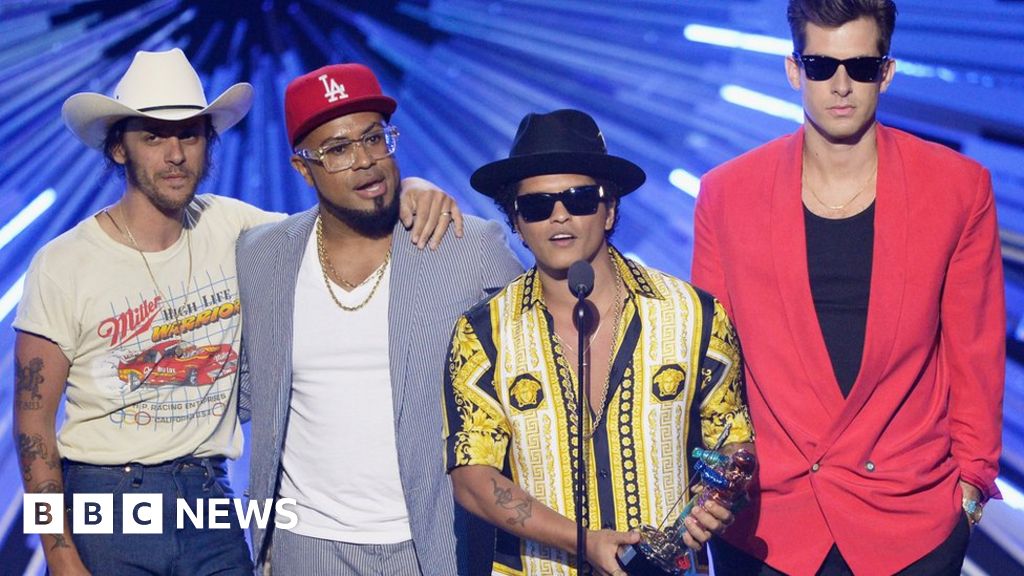 Uptown Funk is UK's biggest selling song of 2015 - BBC News