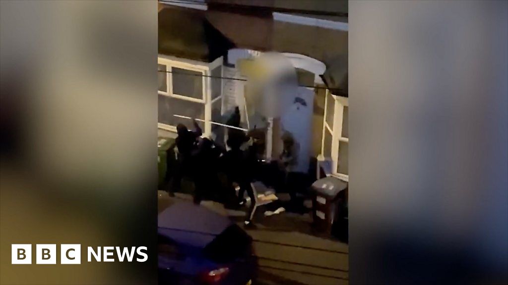 Armed gang jailed after smashing into Nottingham house