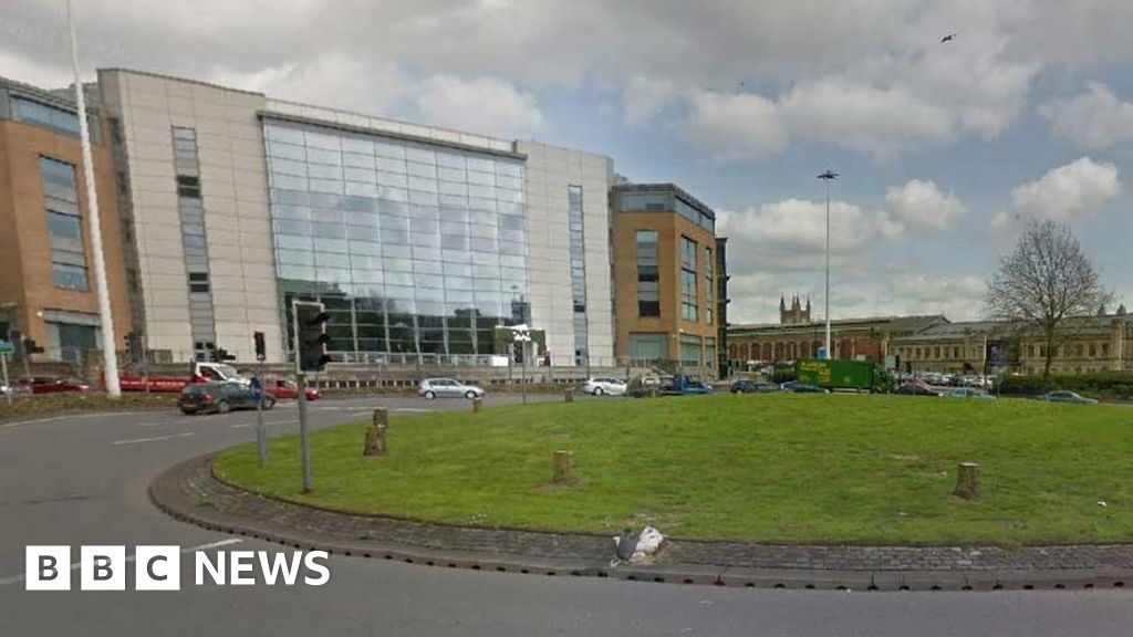 Bristol Temple Gate: 'Lessons learned' as works start - BBC News