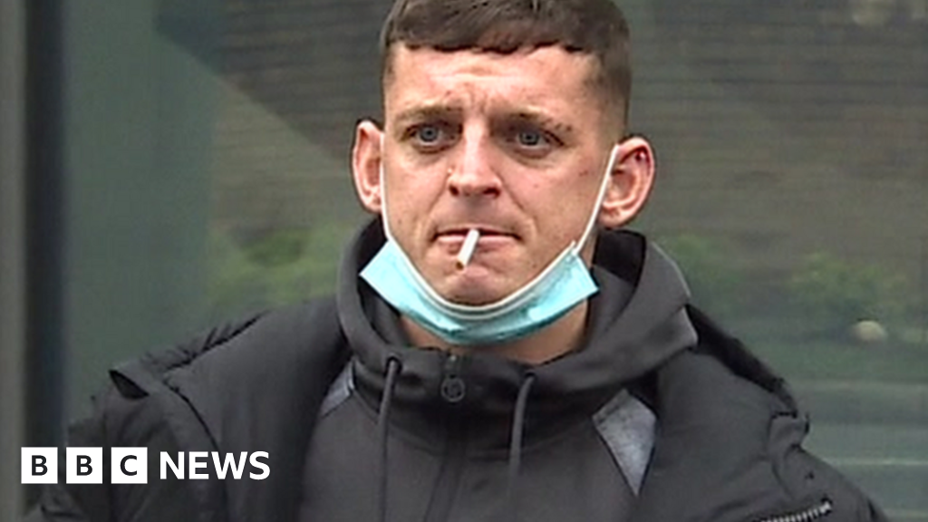 Mayhill riot: Man cleared of taking part in city riot - BBC News