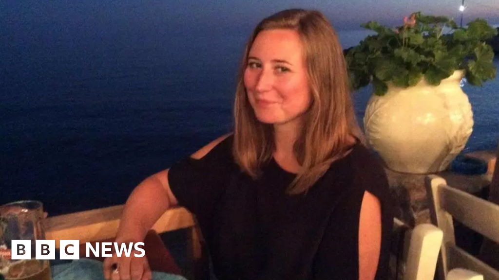 Body found in search for missing Edinburgh woman Sophia Airey - BBC News