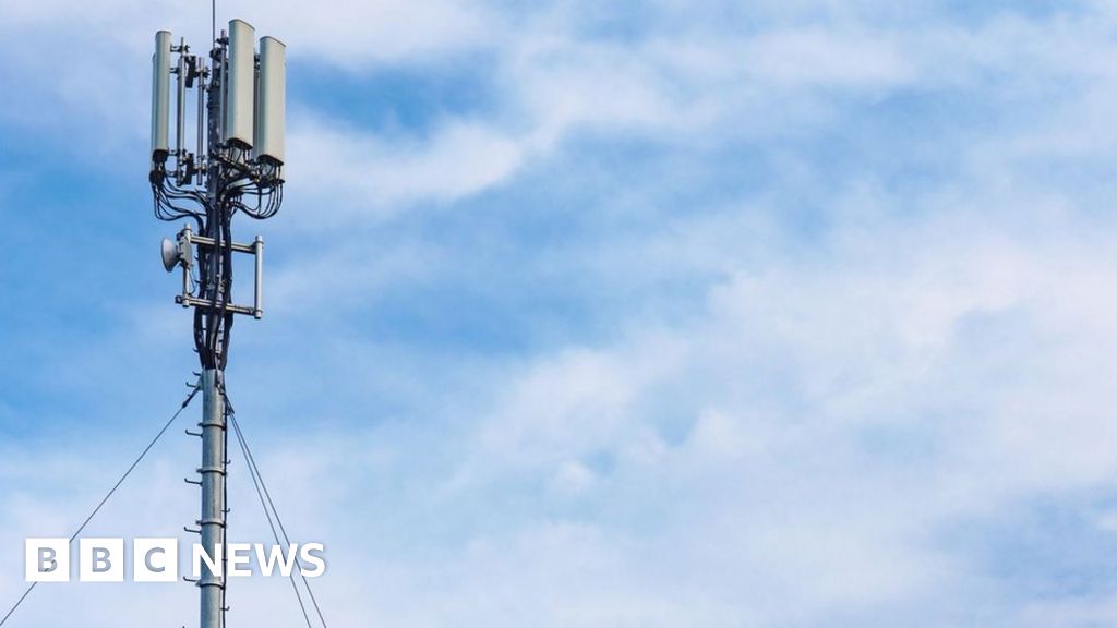 Yorkshire Dales: 115ft phone tower plan approved - BBC News