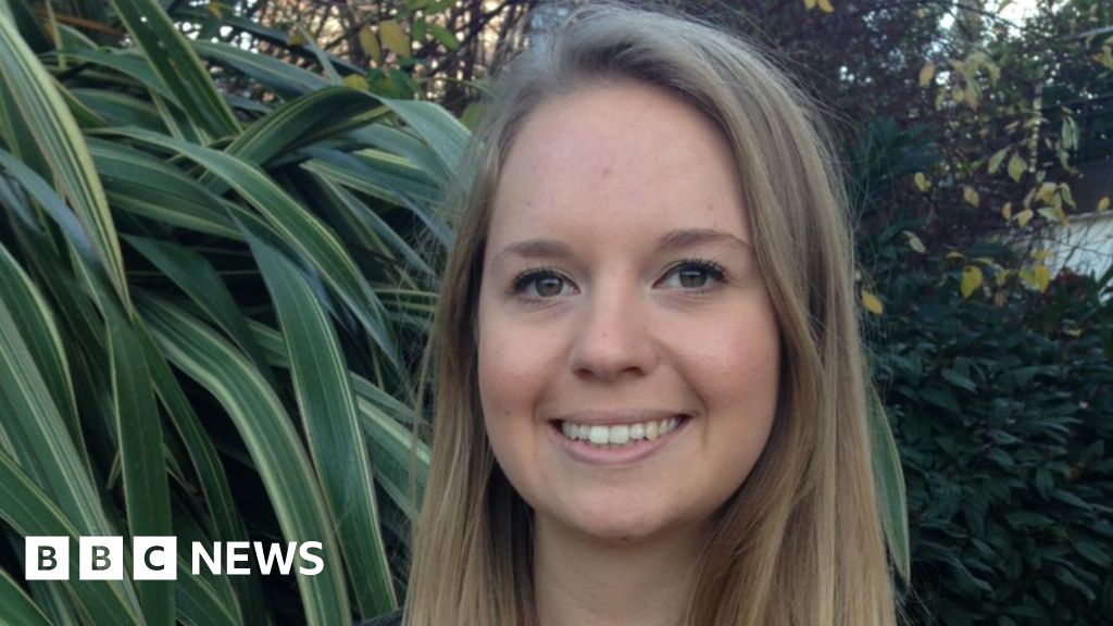 Poppy Devey Waterhouse: Father's Alps cycle in daughter's memory - BBC News