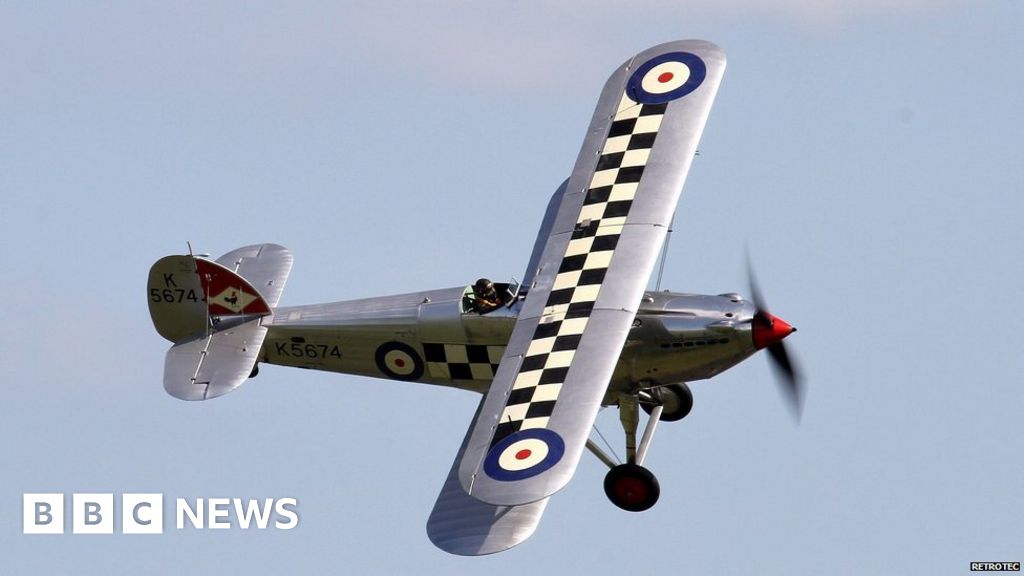 In Pictures: Inside a modern biplane factory - BBC News