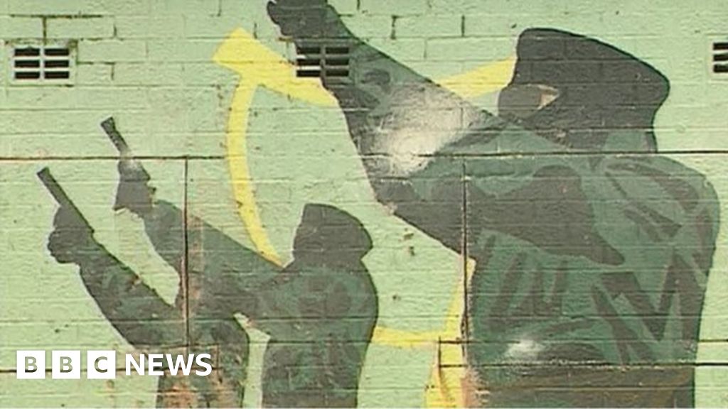 IRA 'army council' still exists but has 'wholly political focus' - BBC News
