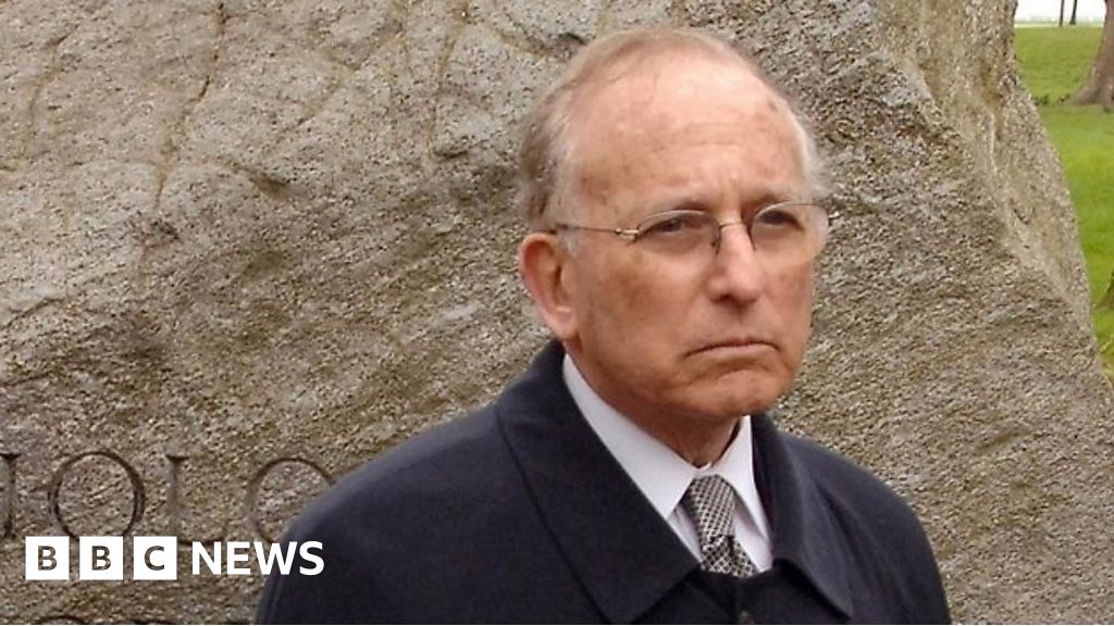 Daniel Janner: My father remains an innocent person - BBC News