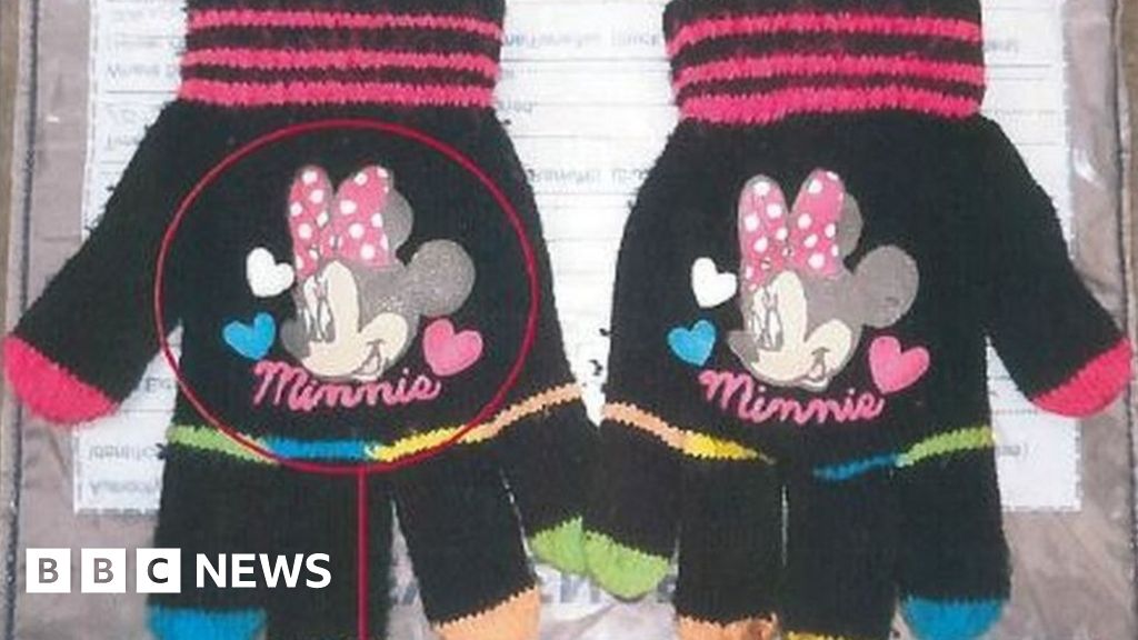 Minnie Mouse gloves jail Dudley armed robber - BBC News