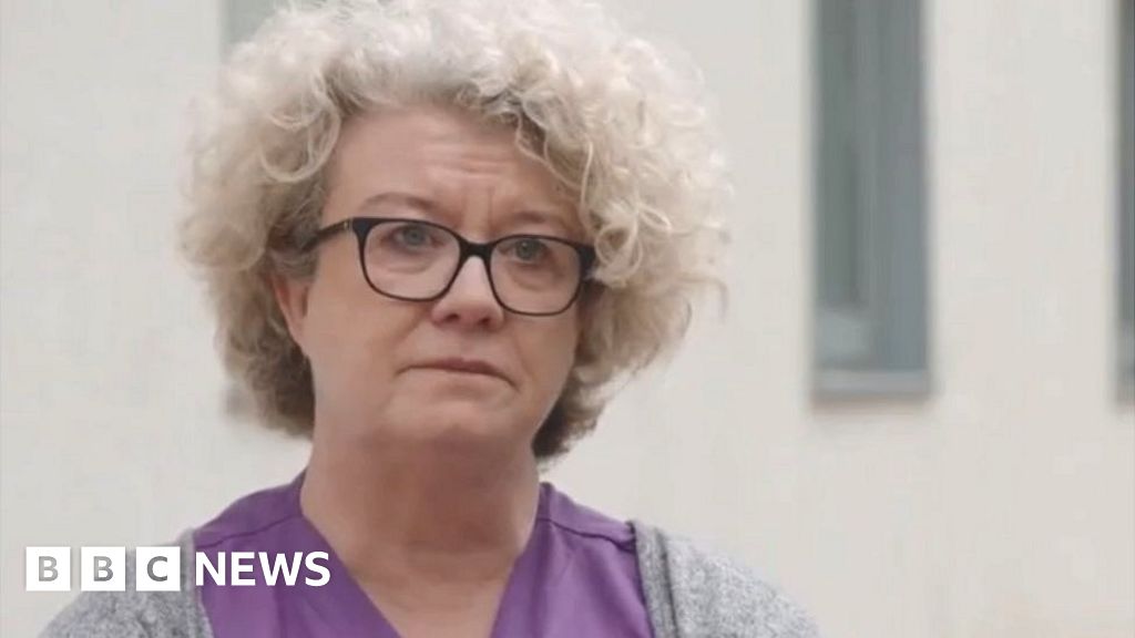 Covid: Nursing in pandemic 'like working in a war'